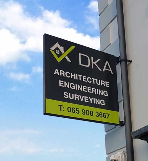 Projecting Signs - Finnerty Graphics